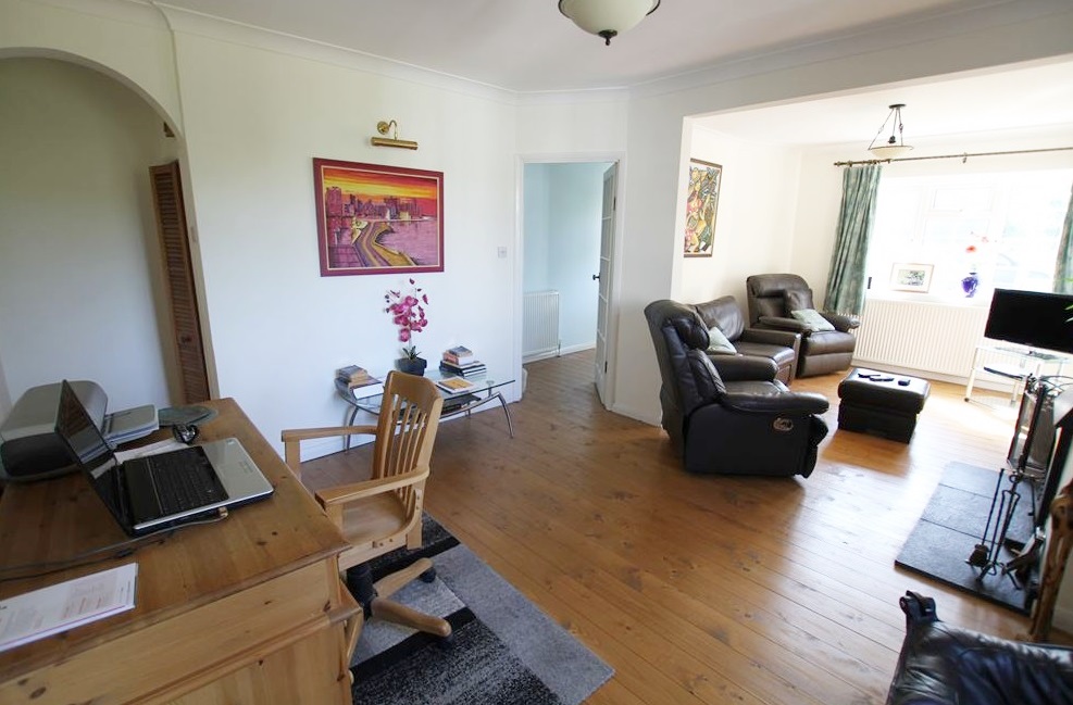 3 bedroom End-Terraced House to let in Cookham, from Pike Smith & Kemp ...