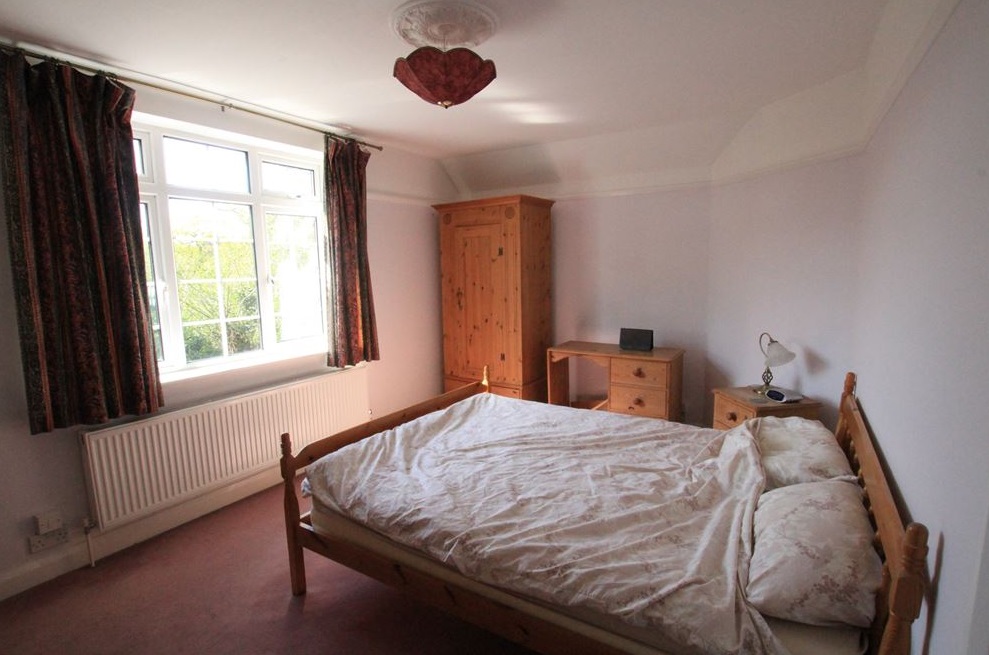 3 bedroom End-Terraced House to let in Cookham, from Pike Smith & Kemp ...