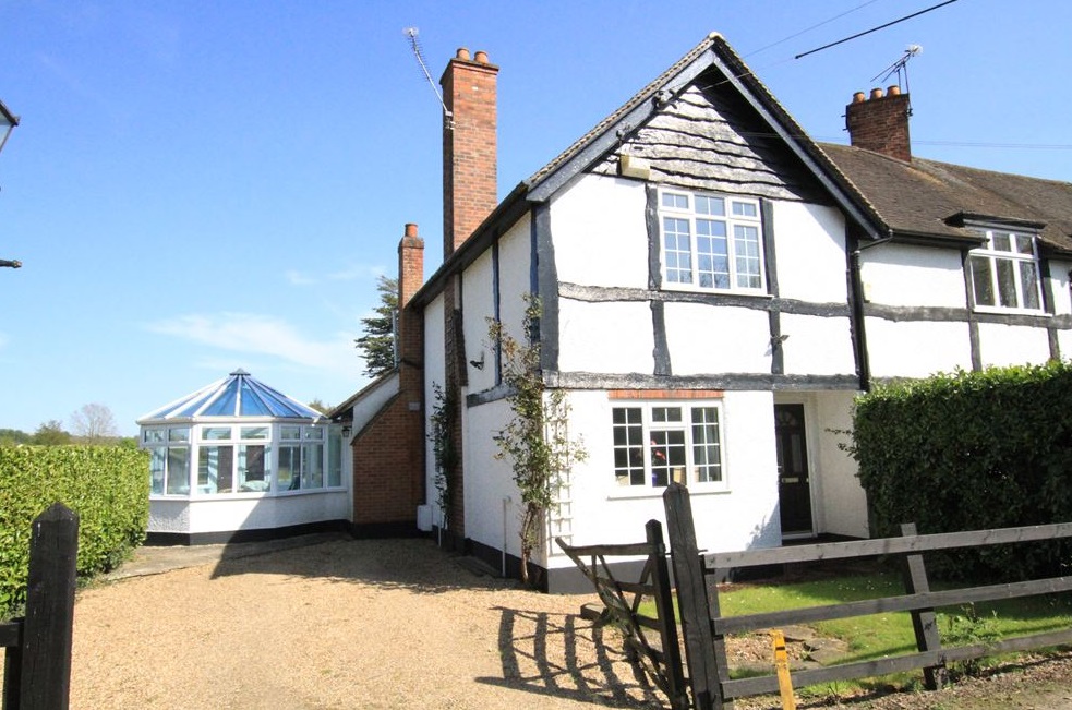 3 bedroom End-Terraced House to let in Cookham, from Pike Smith & Kemp ...