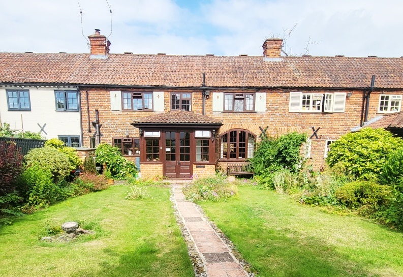 3 bedroom Terraced House to let in Cookham, from Pike Smith & Kemp ...